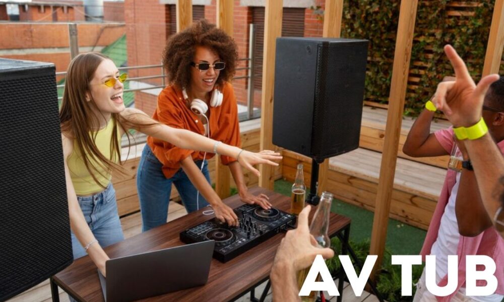 AV Tub Showdown: Comparing the Best Models on the Market