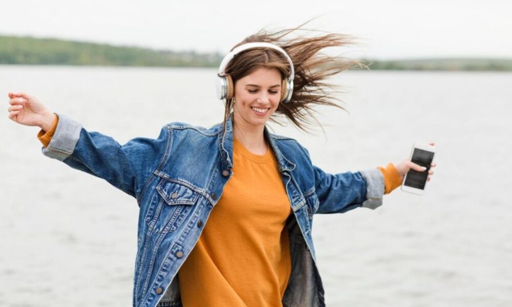 From Waves to Whirls: How Wave_of_Happy_ Connects Us All